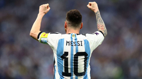 Analysis: Messi's World Cup dream lives on as he shows he's still the ...