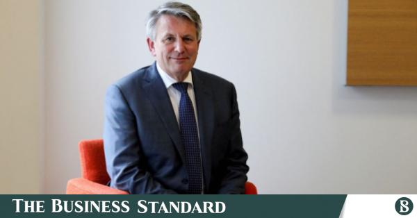 Shell's CEO van Beurden prepares to step down next year | The Business ...